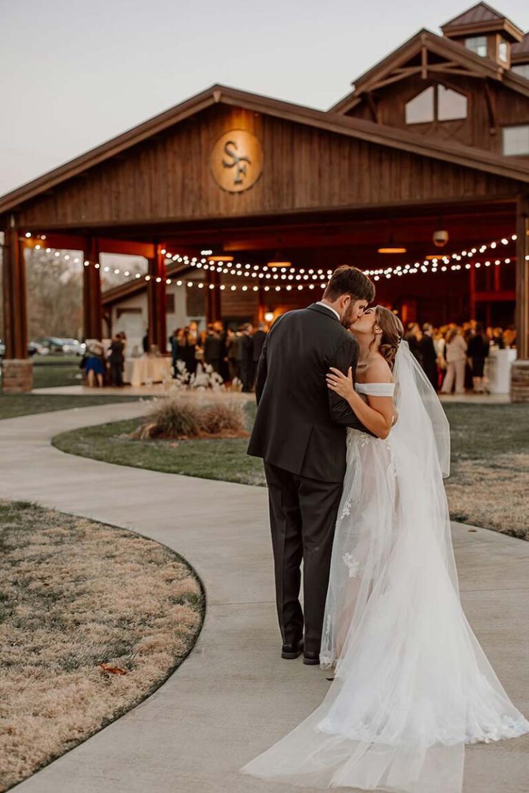 Weddings - The Barn at Sycamore Farms